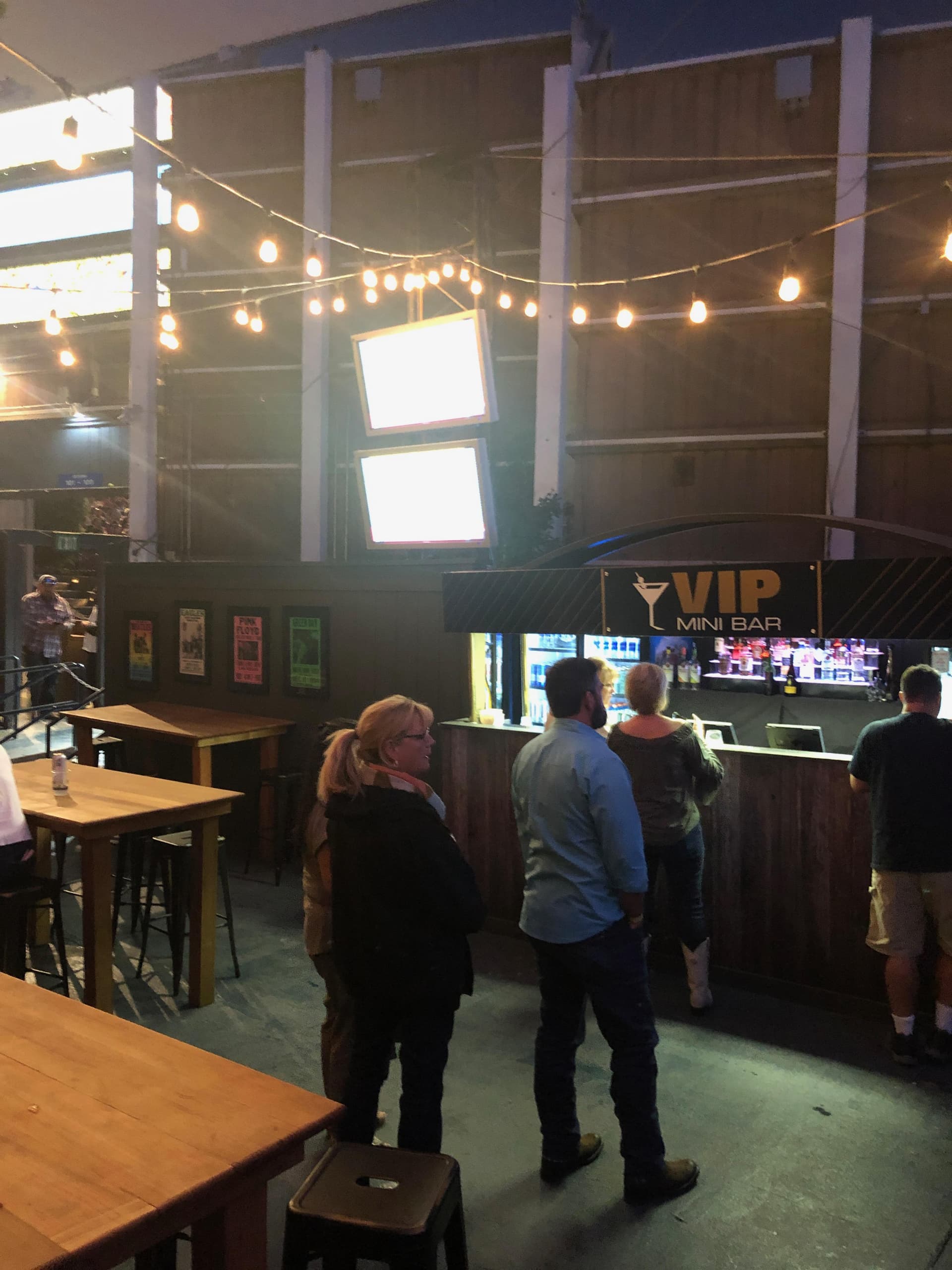 Credit Union 1 Amphitheater Vip Boxes and Premium Seats | SuiteHop