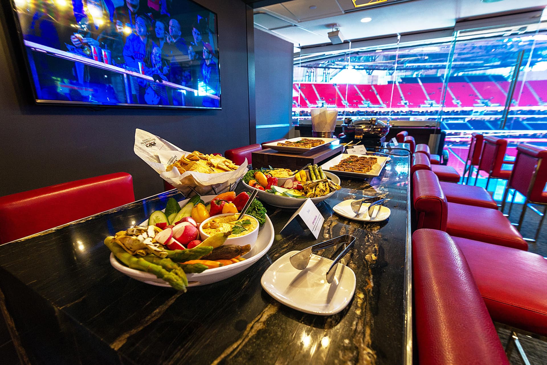 Mercedes Benz Stadium Suites and Premium Seats | SuiteHop